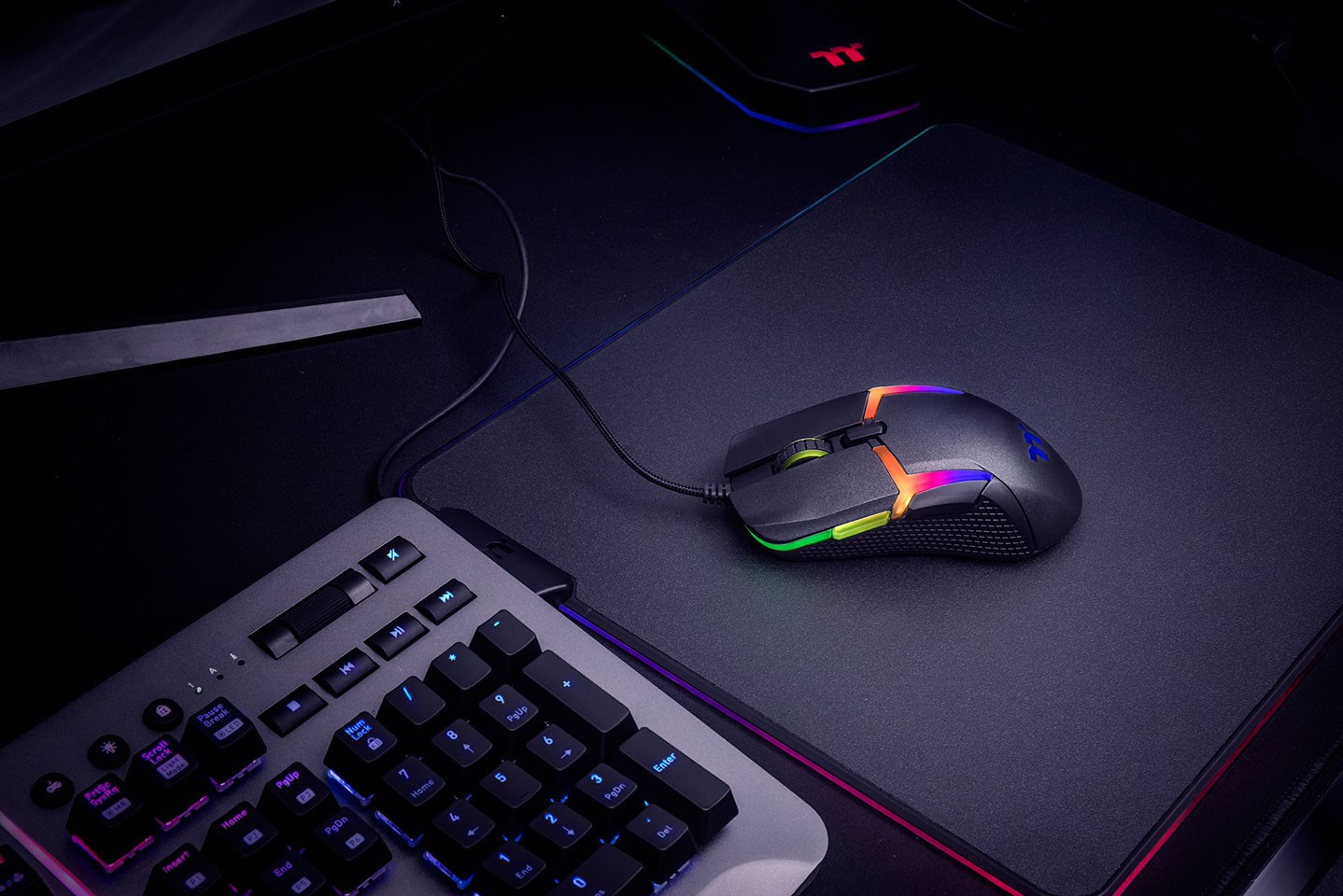 Thermaltake Level 20 Gaming Mouse Released – GND-Tech